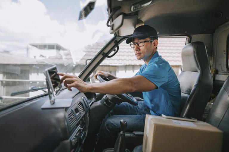 Delivery Scheduling Software: Track and Manage Deliveries [2026]